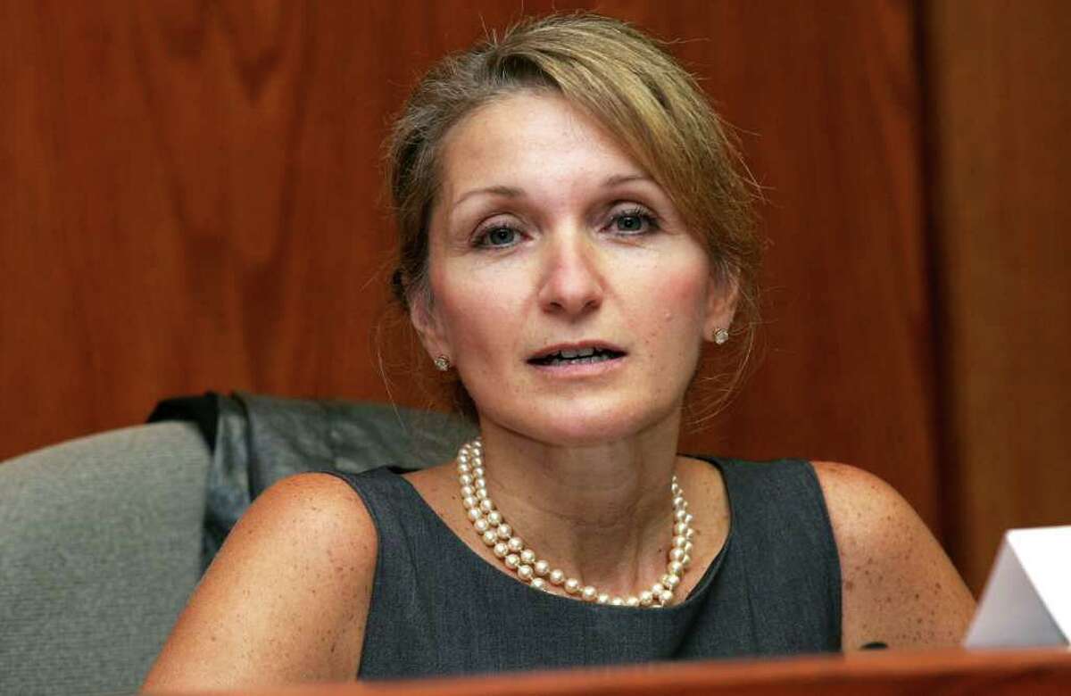 Greenwich BOE candidates face off in forum