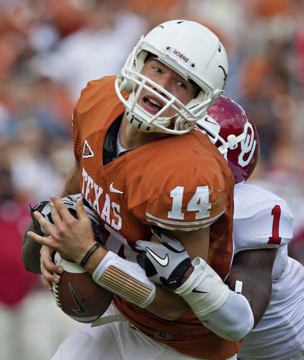 Oklahoma crushes Texas' hopes in rout