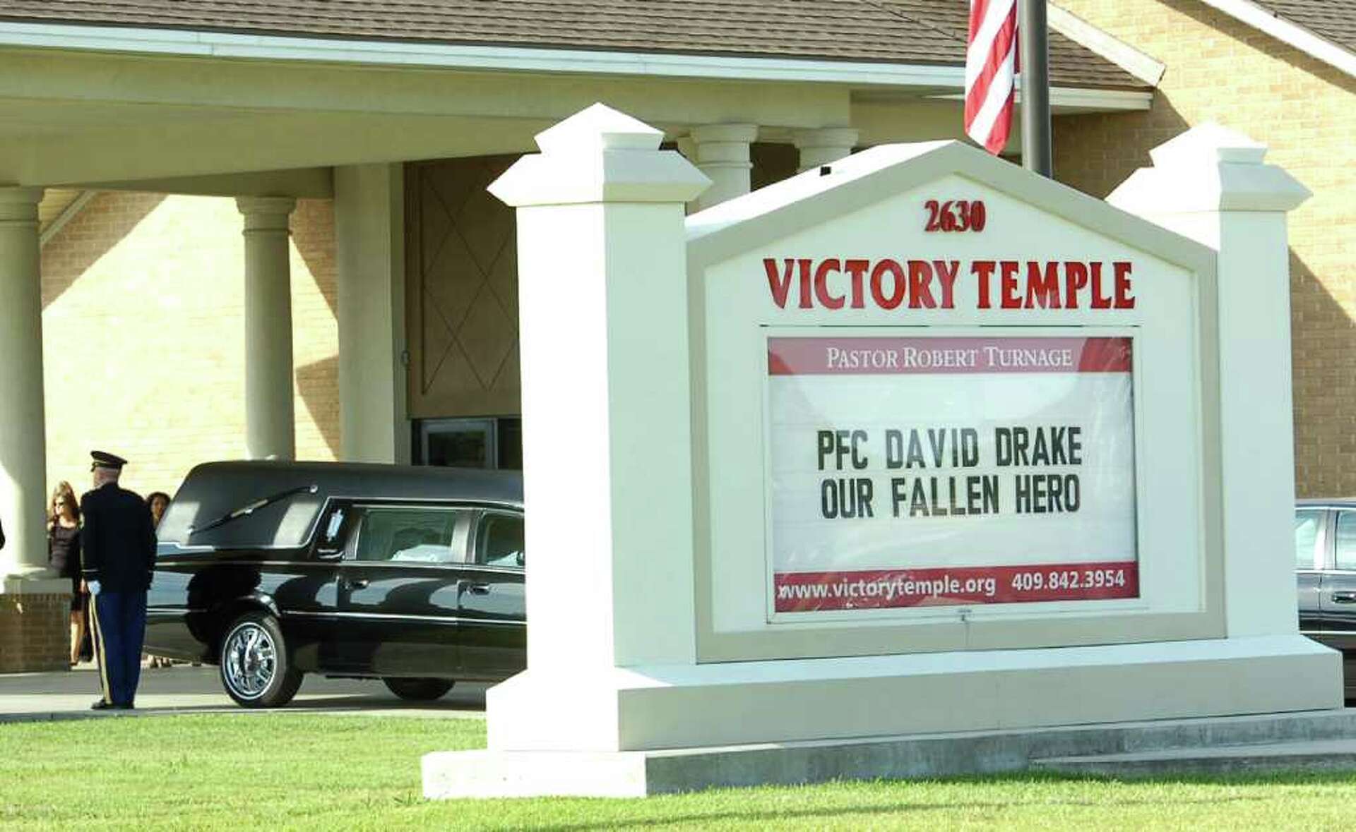 Service underway for fallen Lumberton soldier