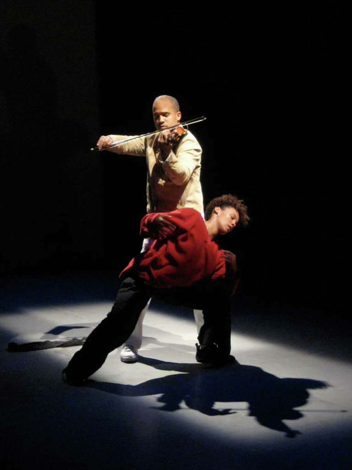 Daniel Bernard Roumain takes the lead with 'Symphony for the Dance Floor'