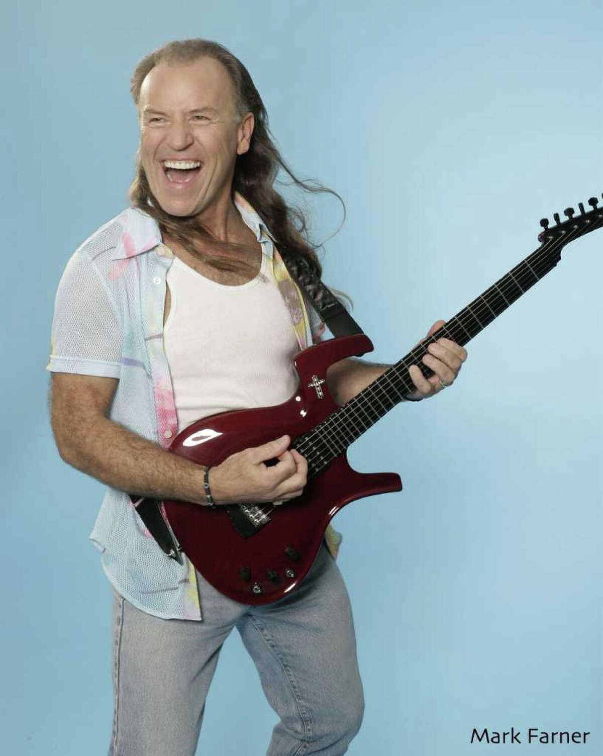 At Hippiefest, aging rockers and the power of nostalgia