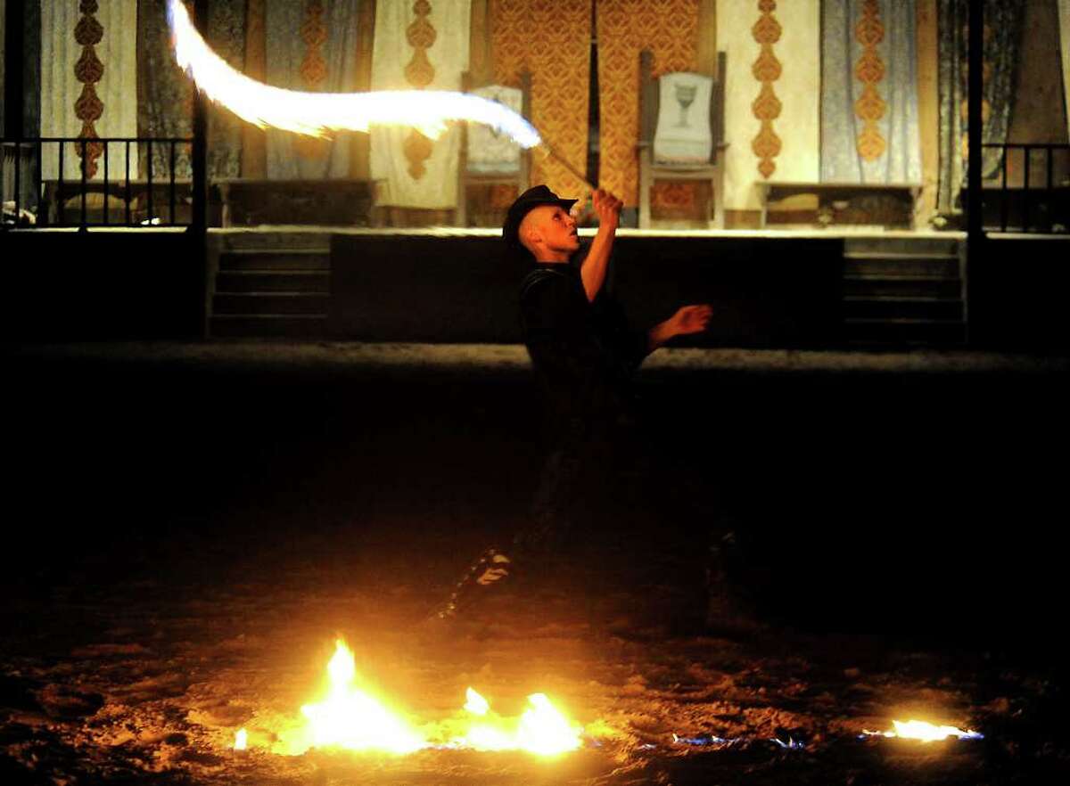 Texas goes Renaissance