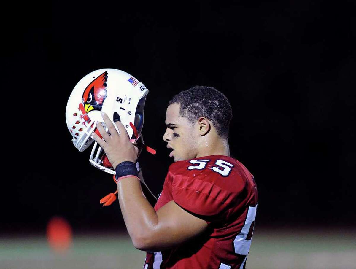 Greenwich football team dominates visiting Ludlowe