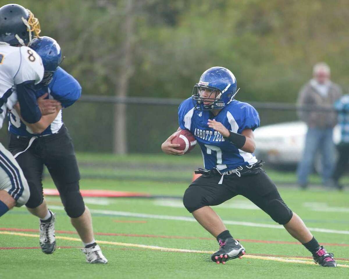 Abbott Tech football team tops Wolcott Tech for second straight win