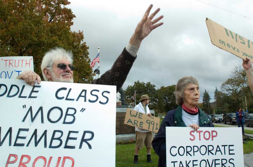 MoveOn.org occupies Rogers Park in Danbury