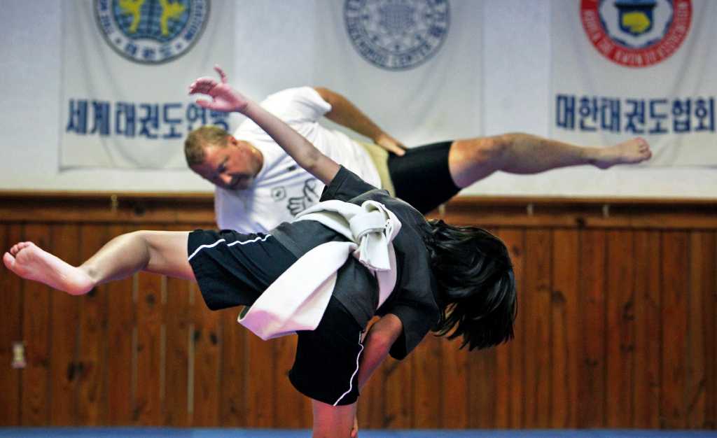 He ain't heavy, he's my sumo partner