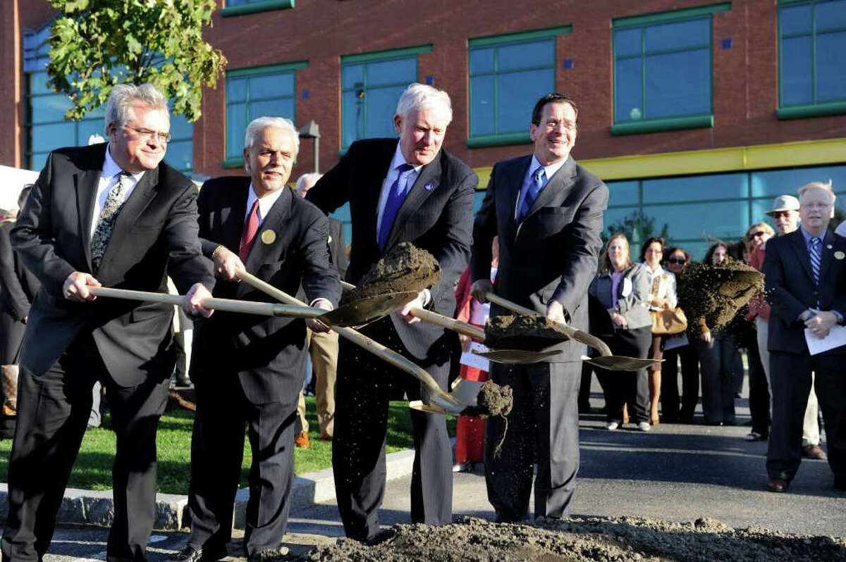 WestConn celebrates reality of new visual arts building