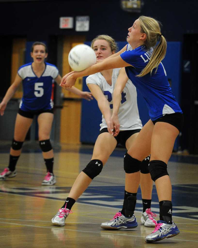 Staples girls volleyball team dominates Fairfield Ludlowe