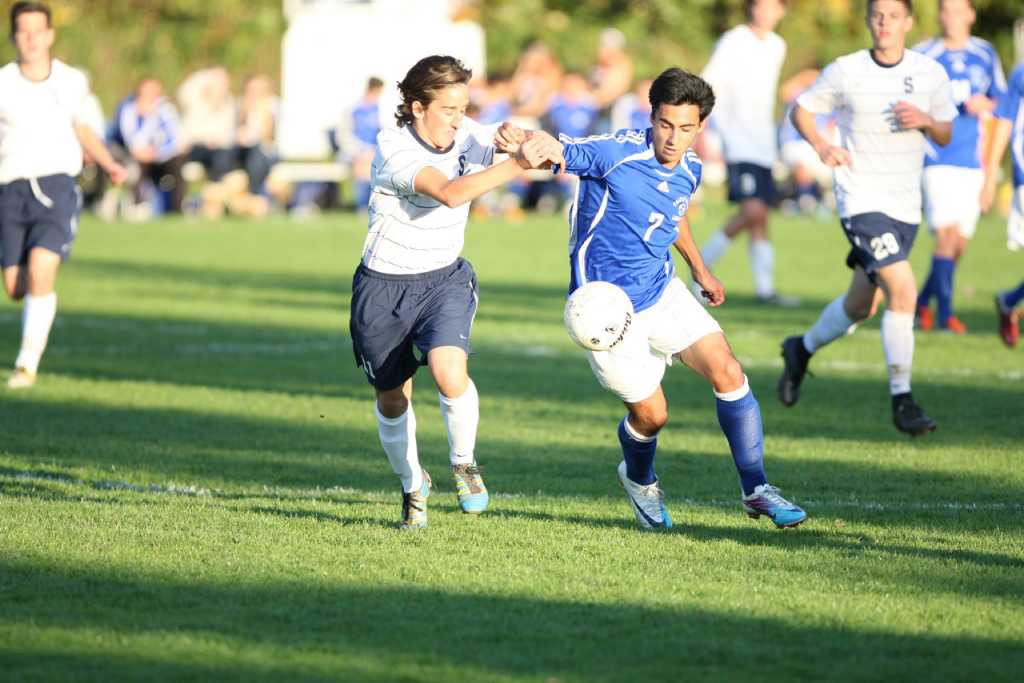 Wrecker booters eke out 1-0 victory