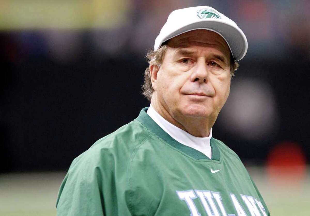 Tulane coach Bob Toledo resigns