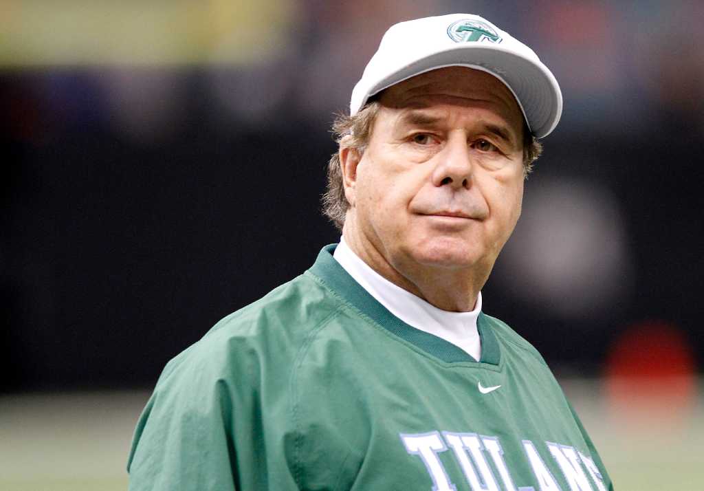 Tulane coach Bob Toledo resigns