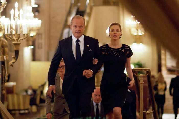 'Boss' review: Kelsey Grammer down and dirty