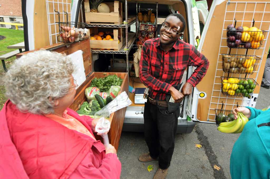 Photos: Veggie Mobile Sprout