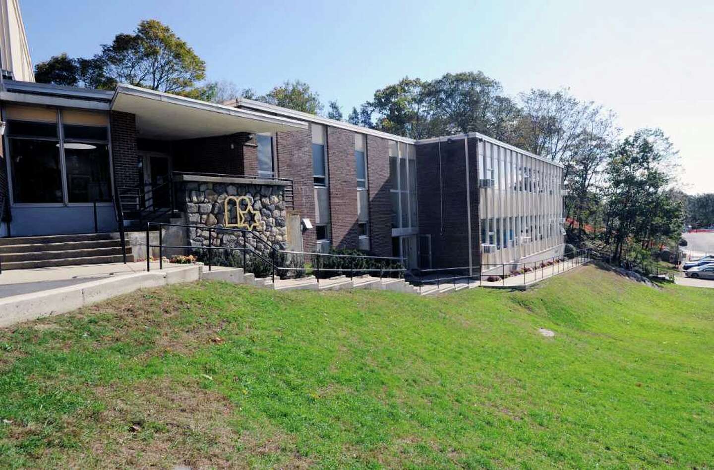 Despite challenges, Stanwich School still has grand plans