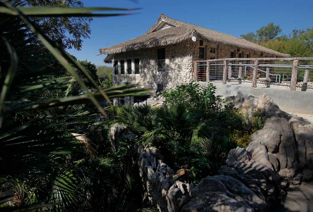 Family feels at home in Jingu House