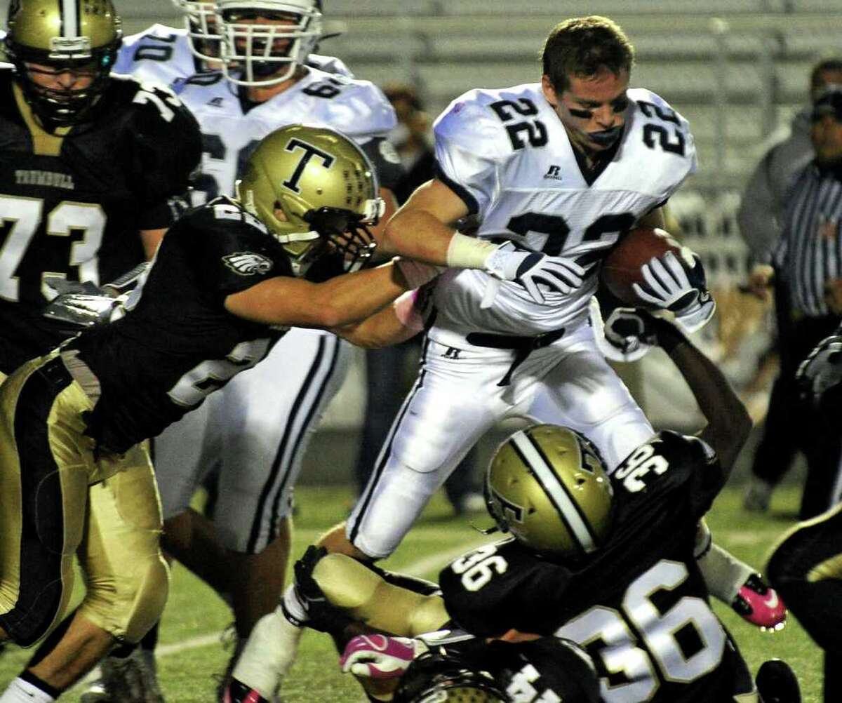 Staples football routs Trumbull