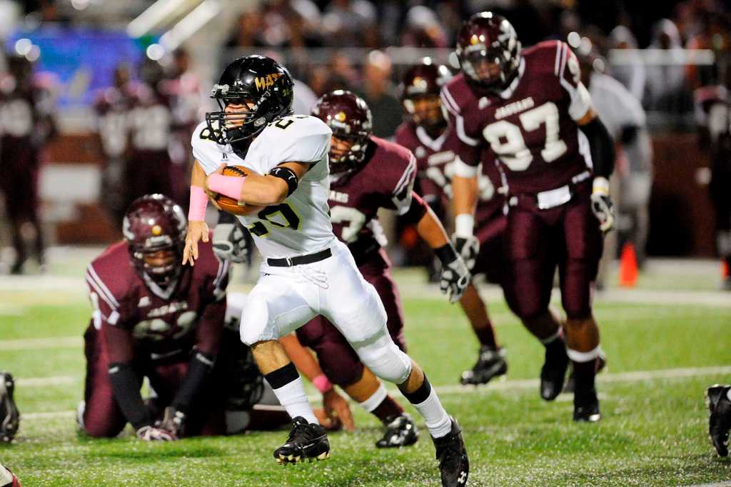 Vidor scores 28 in win over Central, dedicated to former No. 28 Matt Thomas
