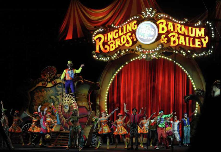 Circus comes to Bridgeport - Connecticut Post