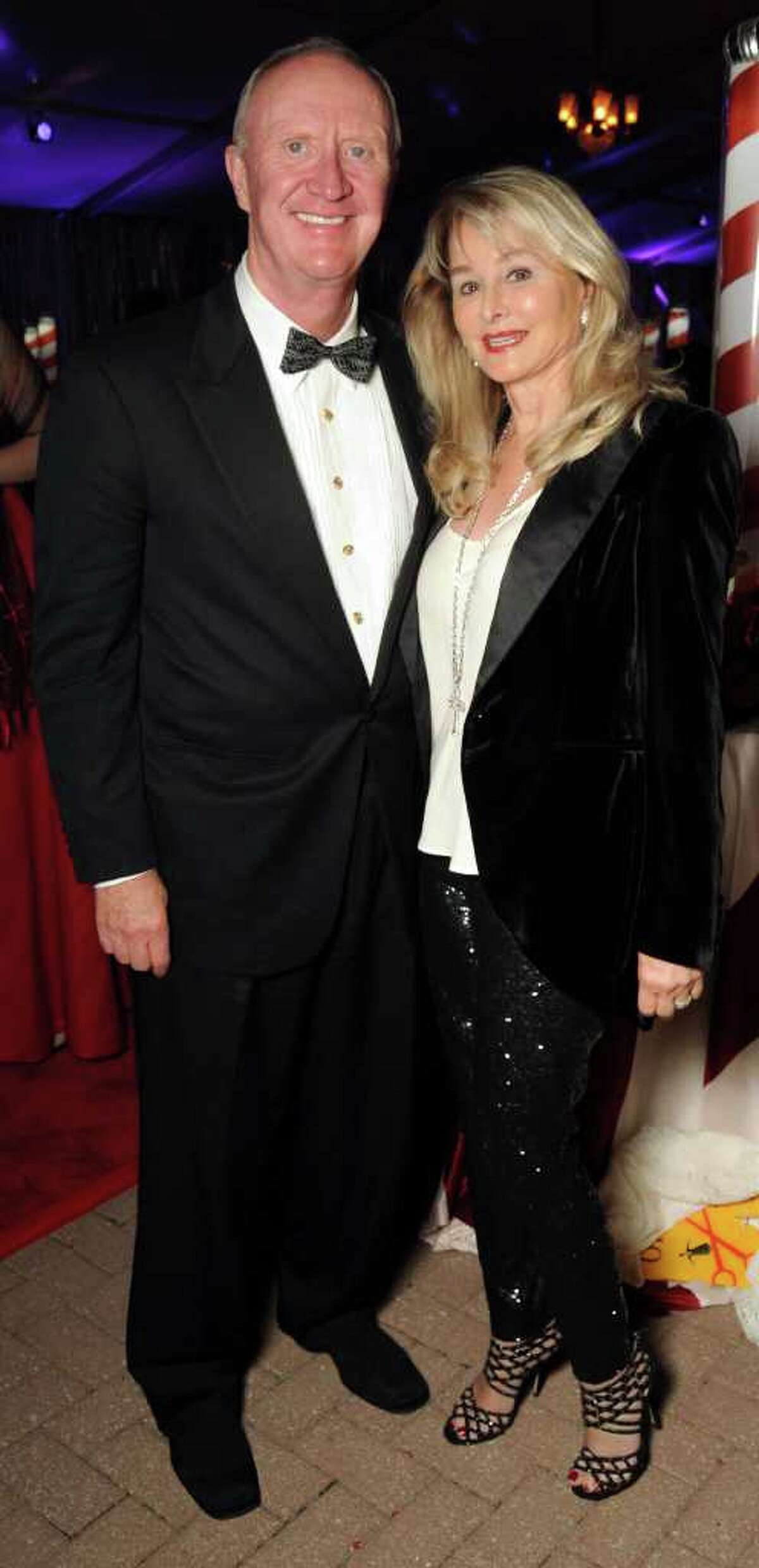 HGO celebrates The Barber of Seville opening night