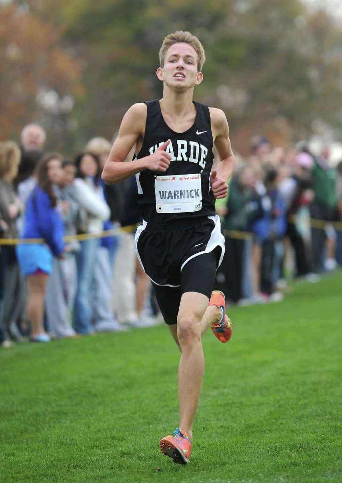 Danbury boys edge Darien for FCIAC cross country title