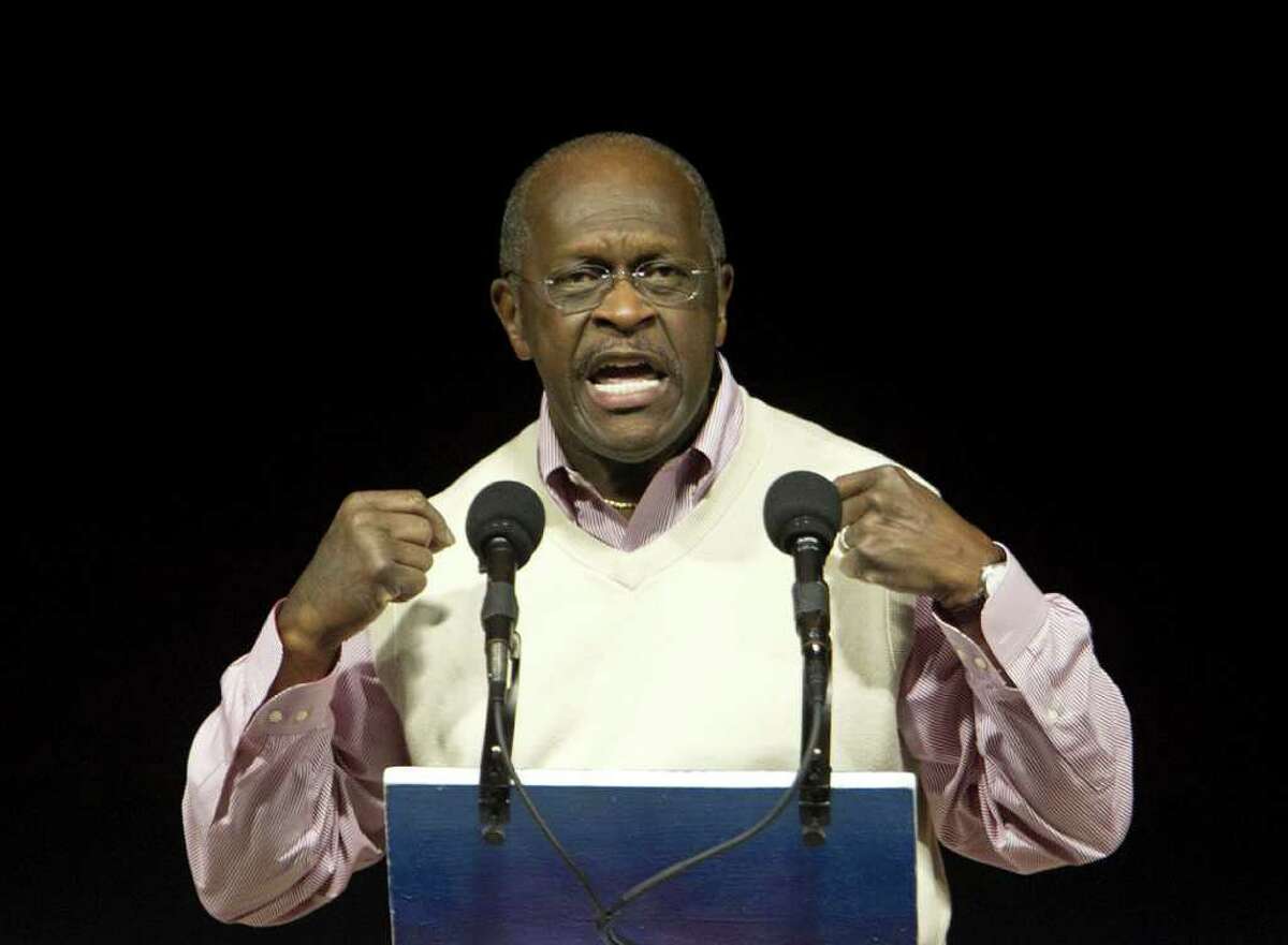 Cain electrifies crowd at tea party rally
