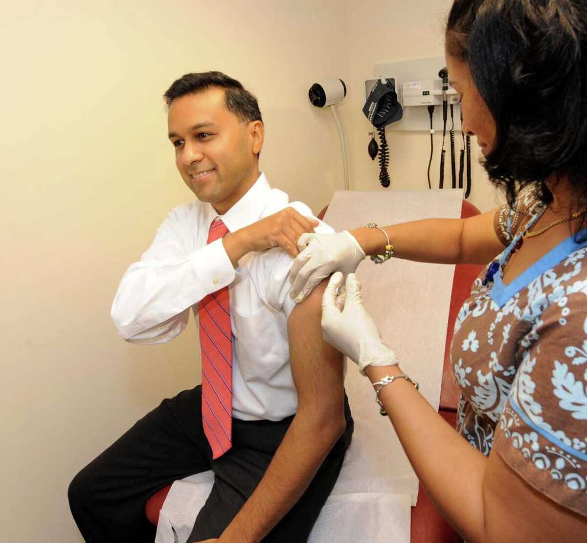 Photos: Gettingflu shot