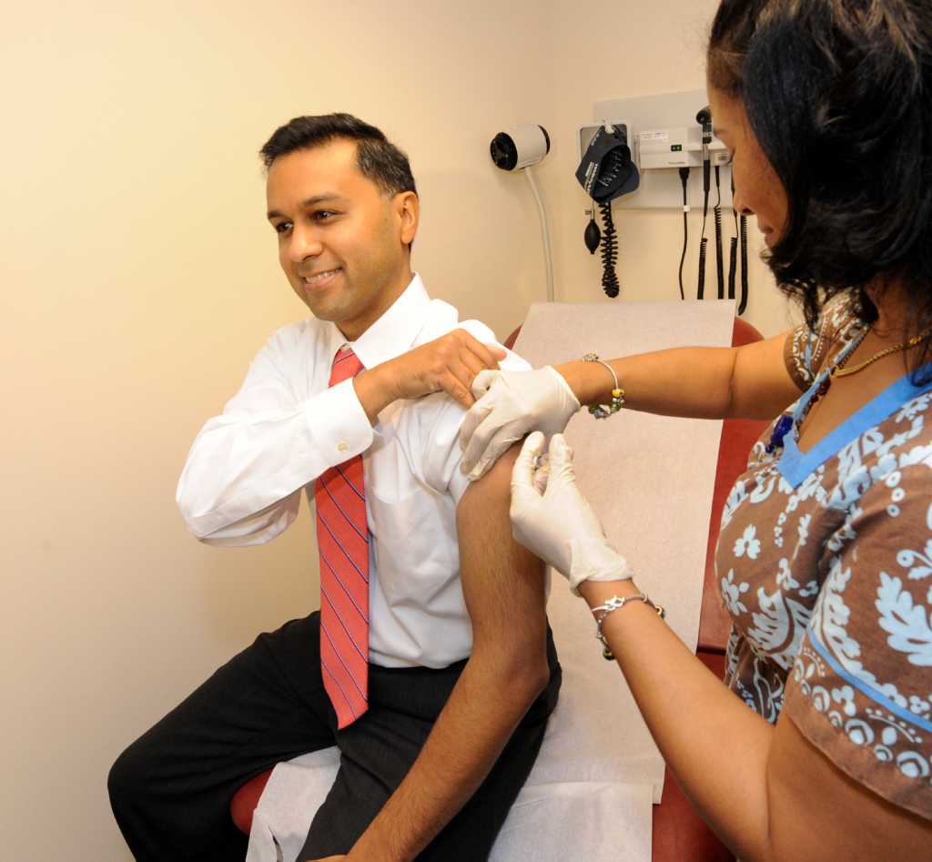 Photos: Gettingflu shot
