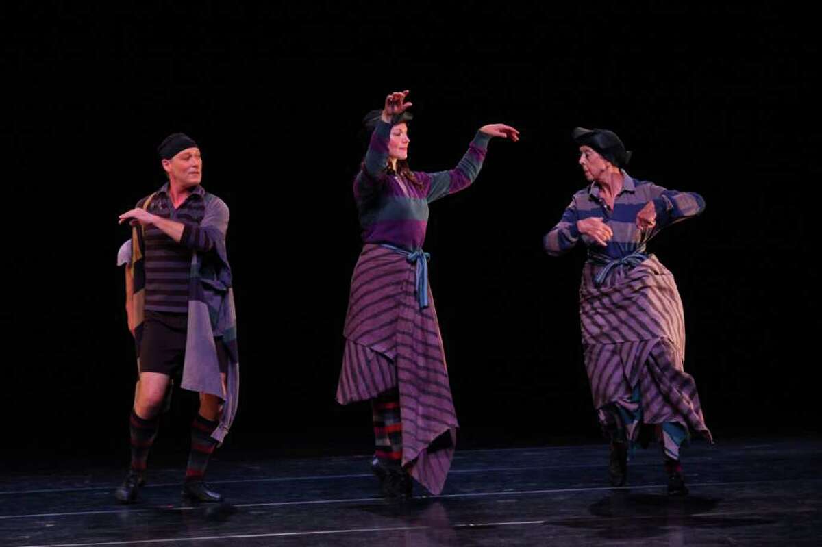 'Dancing Henry Five' finds postmodern pleasure in playing with Shakespeare