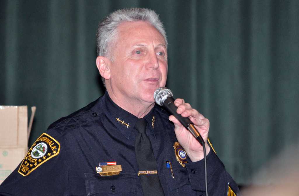 Norwalk chief Harry Rilling has eyes on Newport job