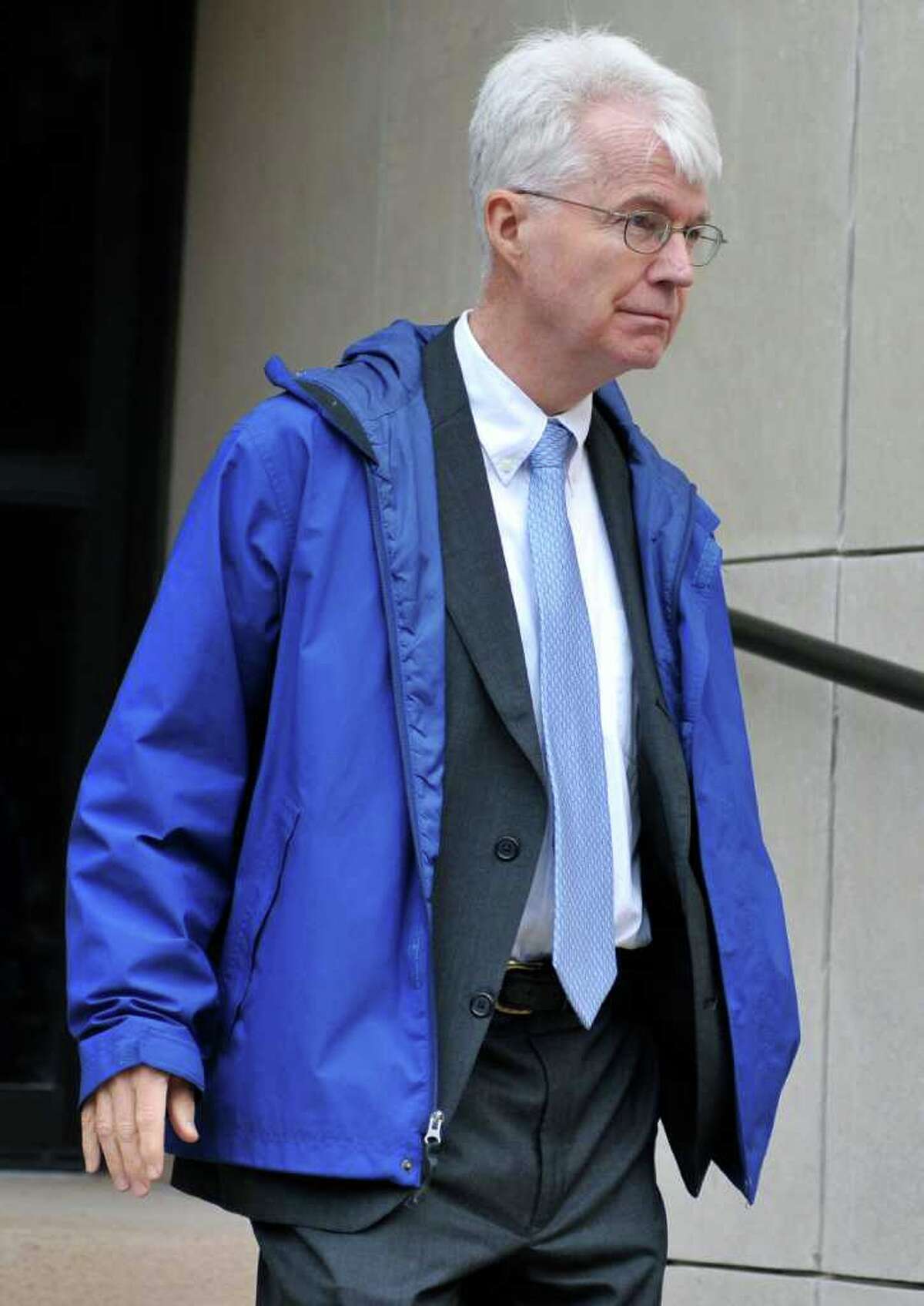 Komisarjevsky's father continues testimony