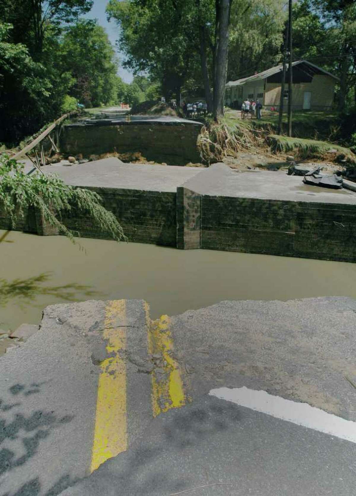 Court: Town owes dam failure costs