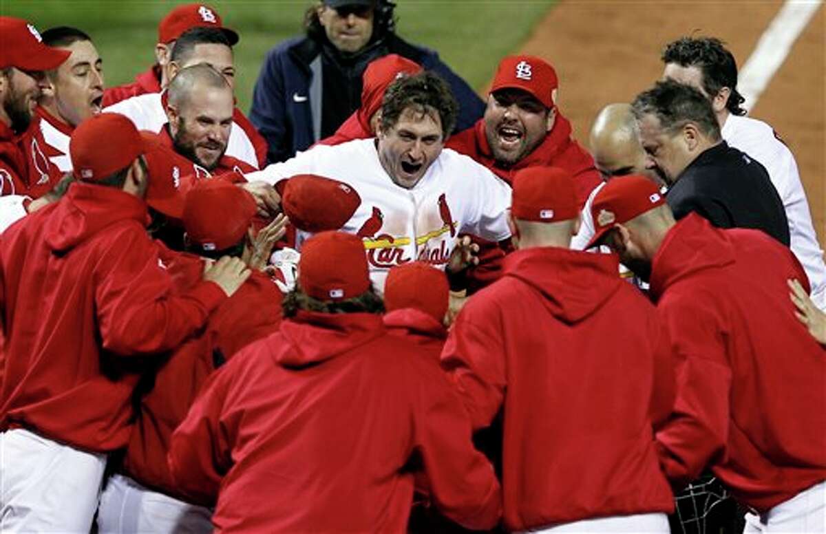 Cardinals rally past Rangers in Game 6