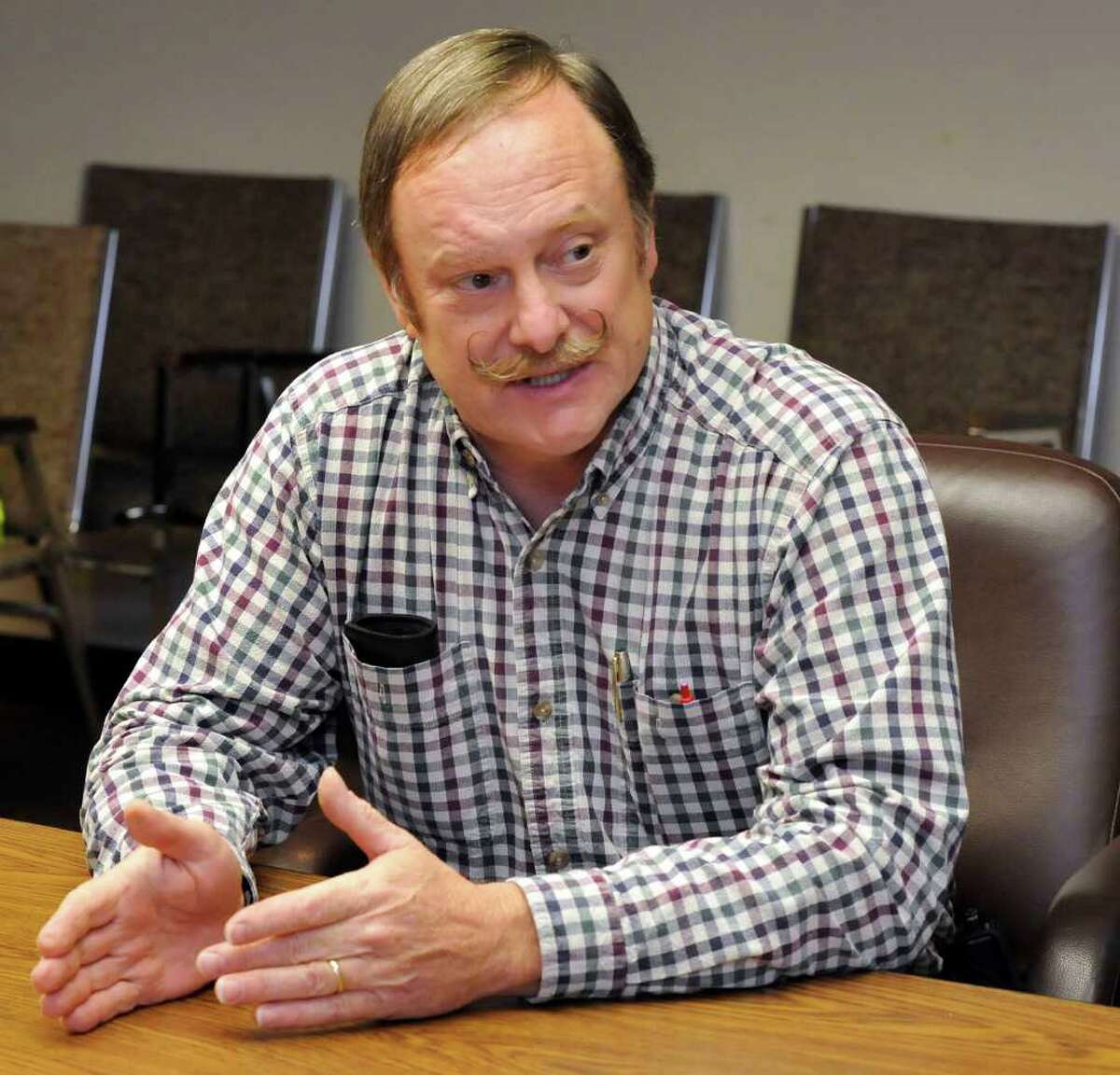 Washington candidates put town first