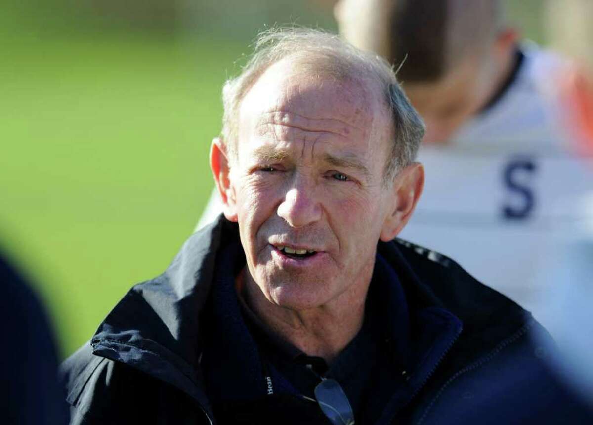 Staples slips past Greenwich in FCIAC boys soccer quarterfinals