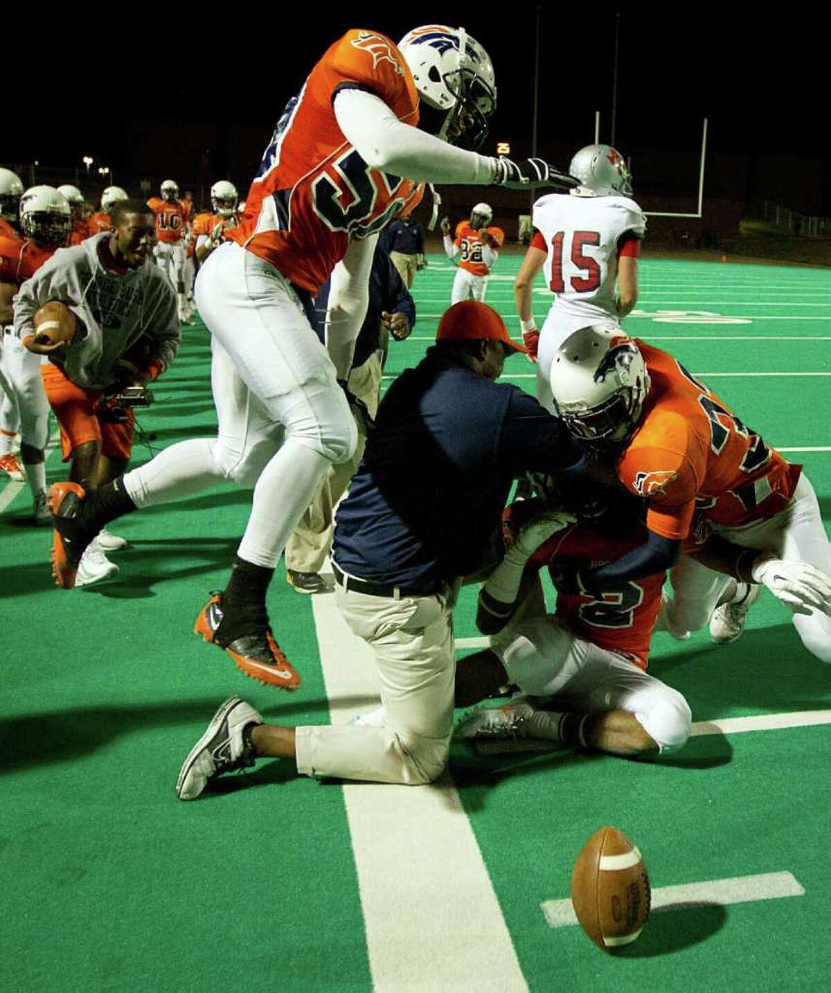 Fort Bend Bush beats Travis to clinch first playoff berth