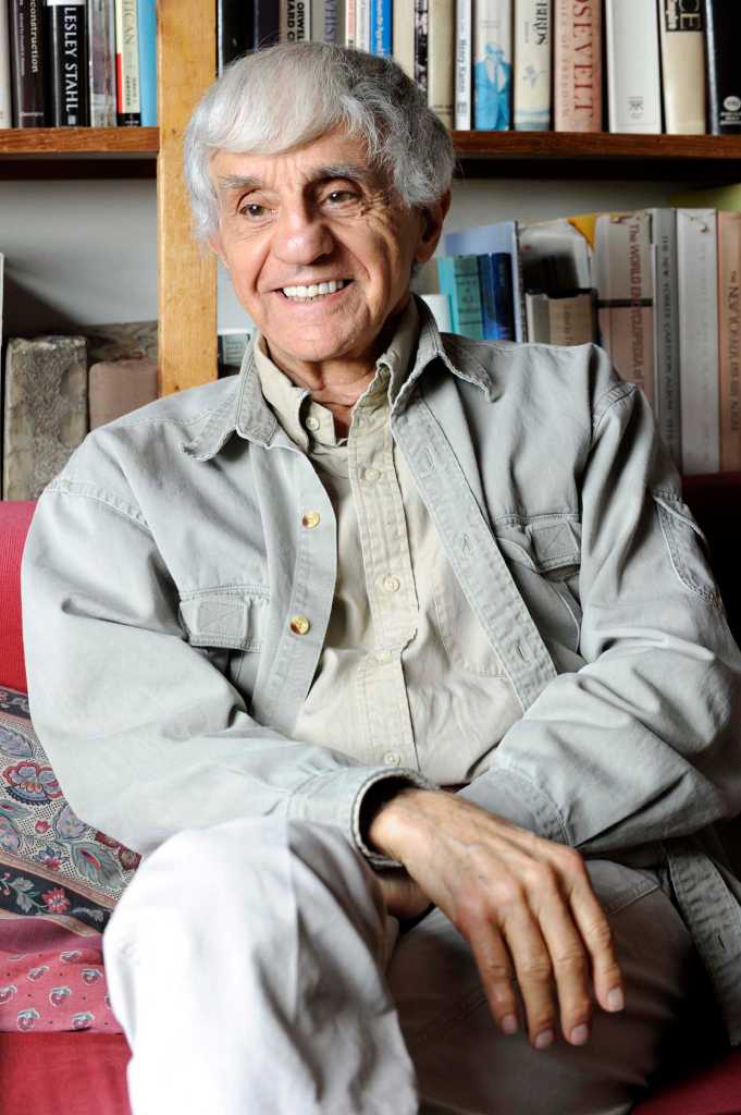 Bethel's Farris offers poignant memoir of World War II