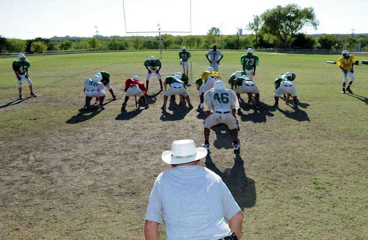 Middle-school coaches quiet architects of varsity success