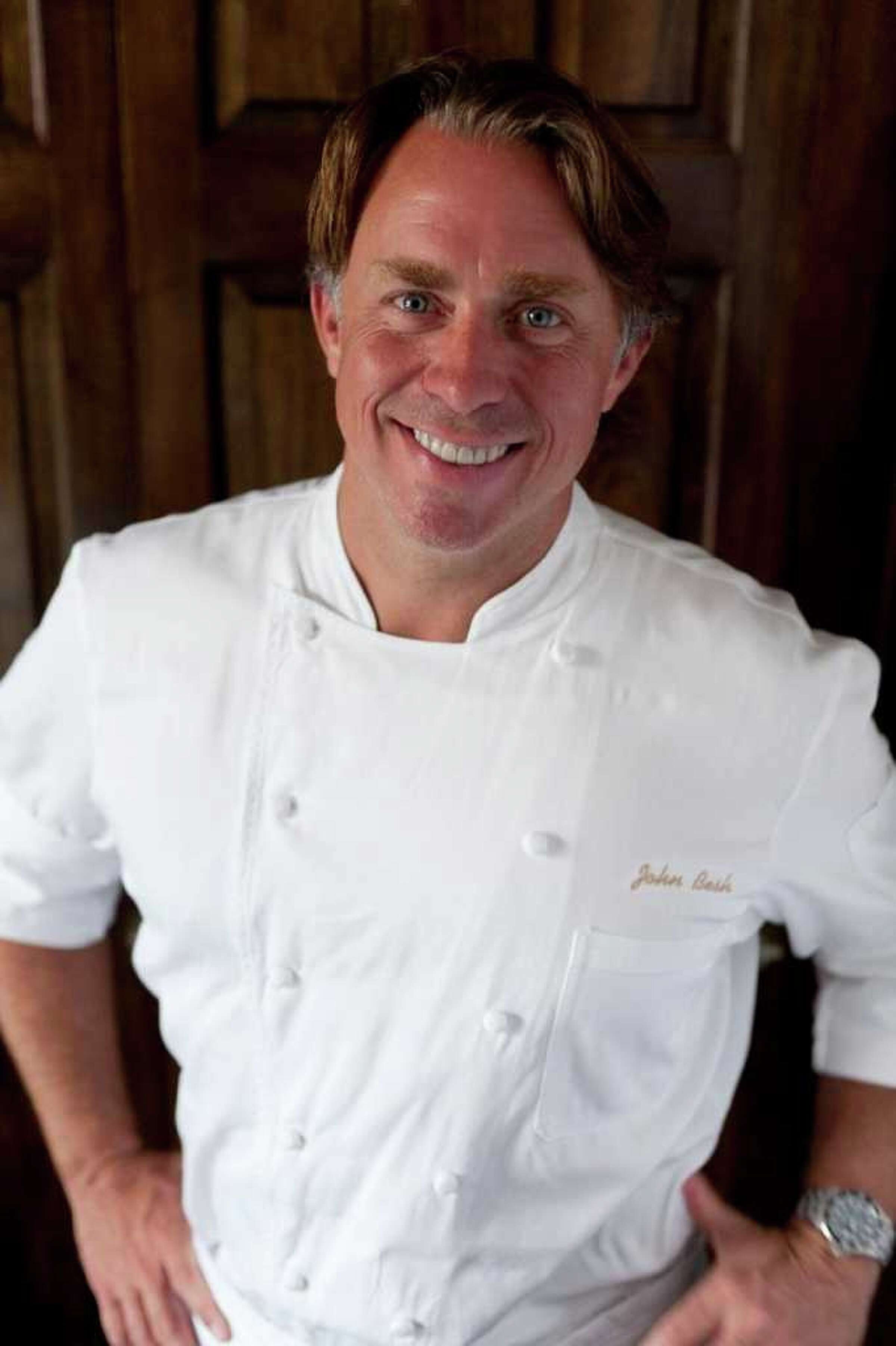 Chef John Besh calls for return to family kitchen