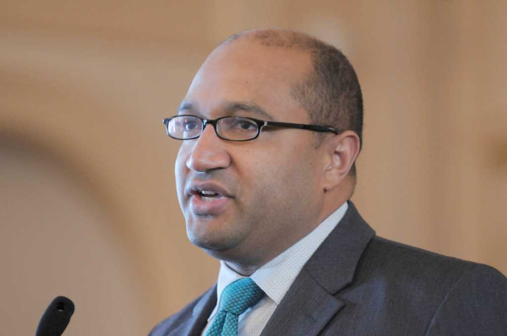 Occupy ally supporting Soares campaign