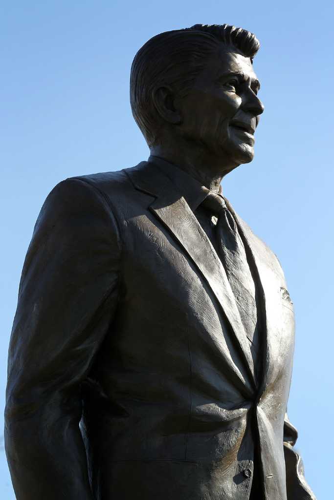 Legacies: Reagan statue unveiled