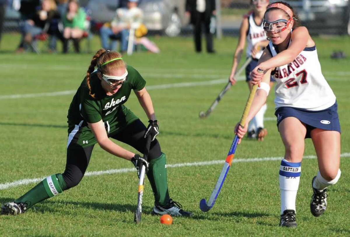 Shen moves on to field hockey final