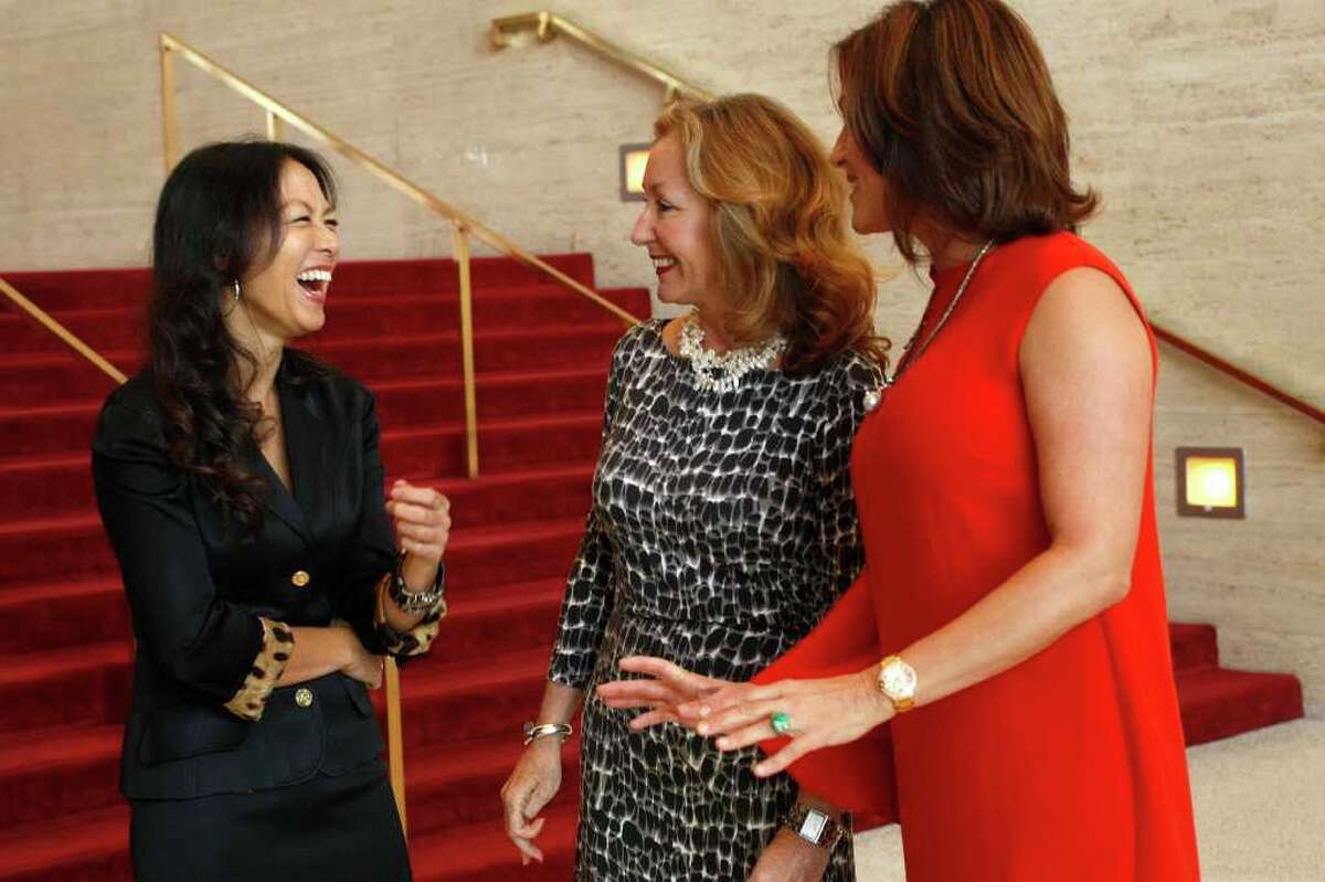 Tiger Mother Purrs in Houston