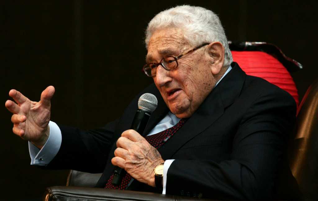Kissinger talks Chinese diplomacy at Hyatt