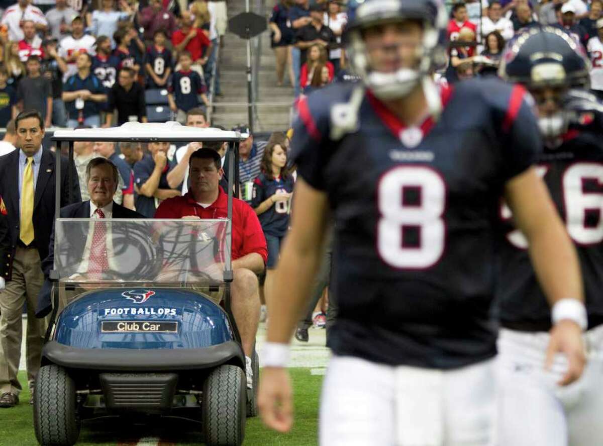 Texans get tough in 30-12 win over Browns