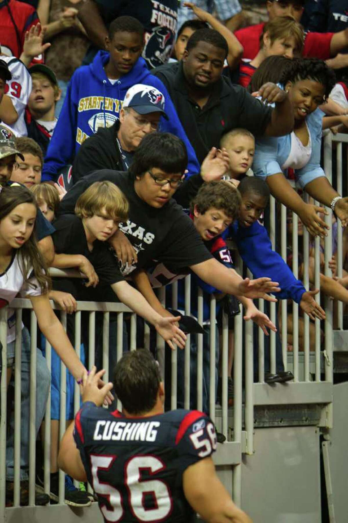 Texans get tough in 30-12 win over Browns