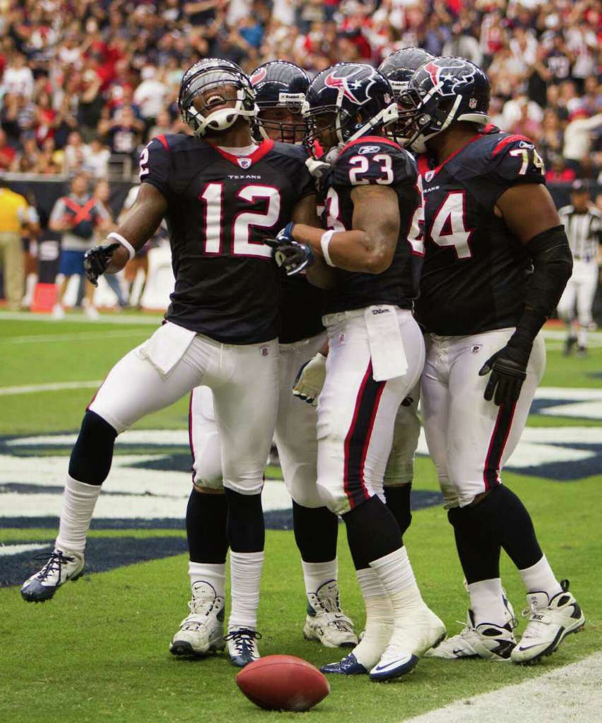 Texans get tough in 30-12 win over Browns