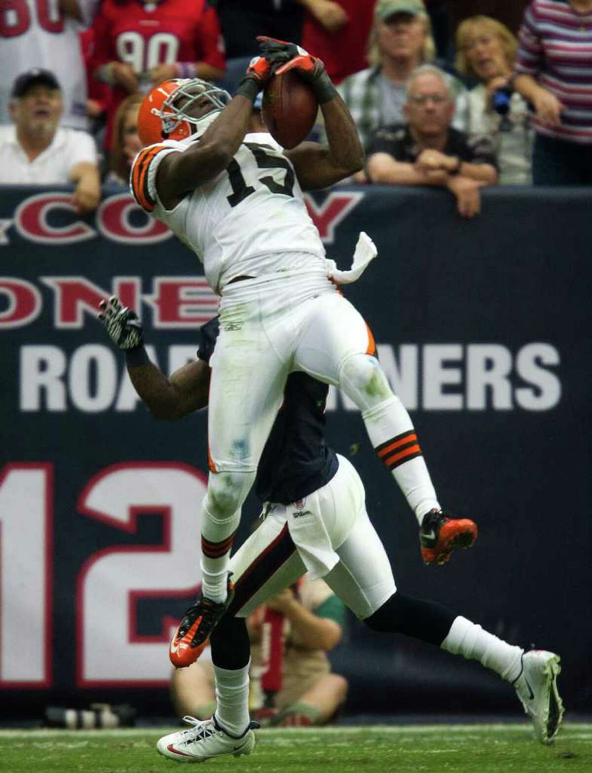 Texans get tough in 30-12 win over Browns