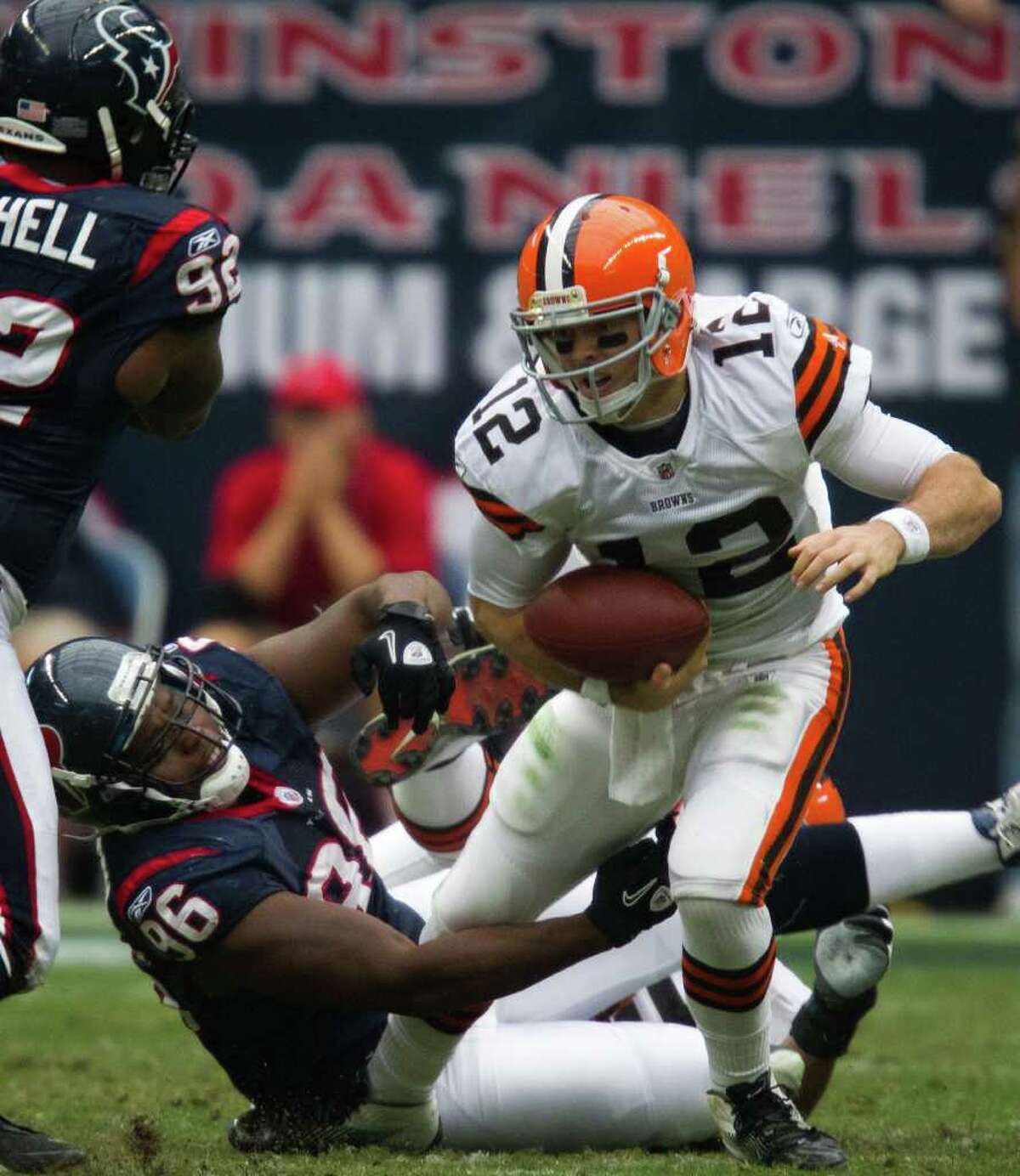 Texans get tough in 30-12 win over Browns