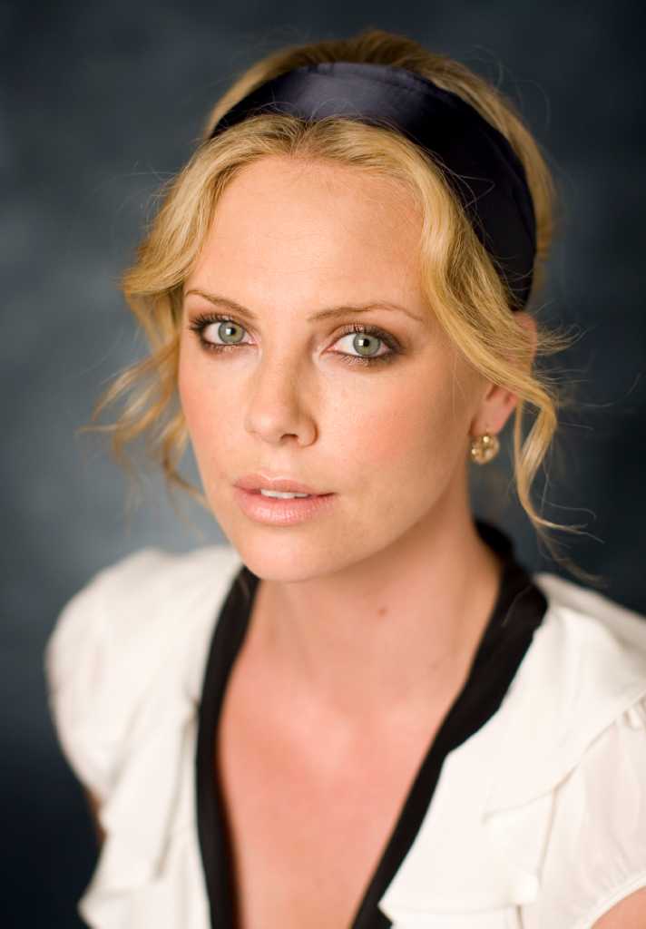 Charlize Theron talks single life in Vogue