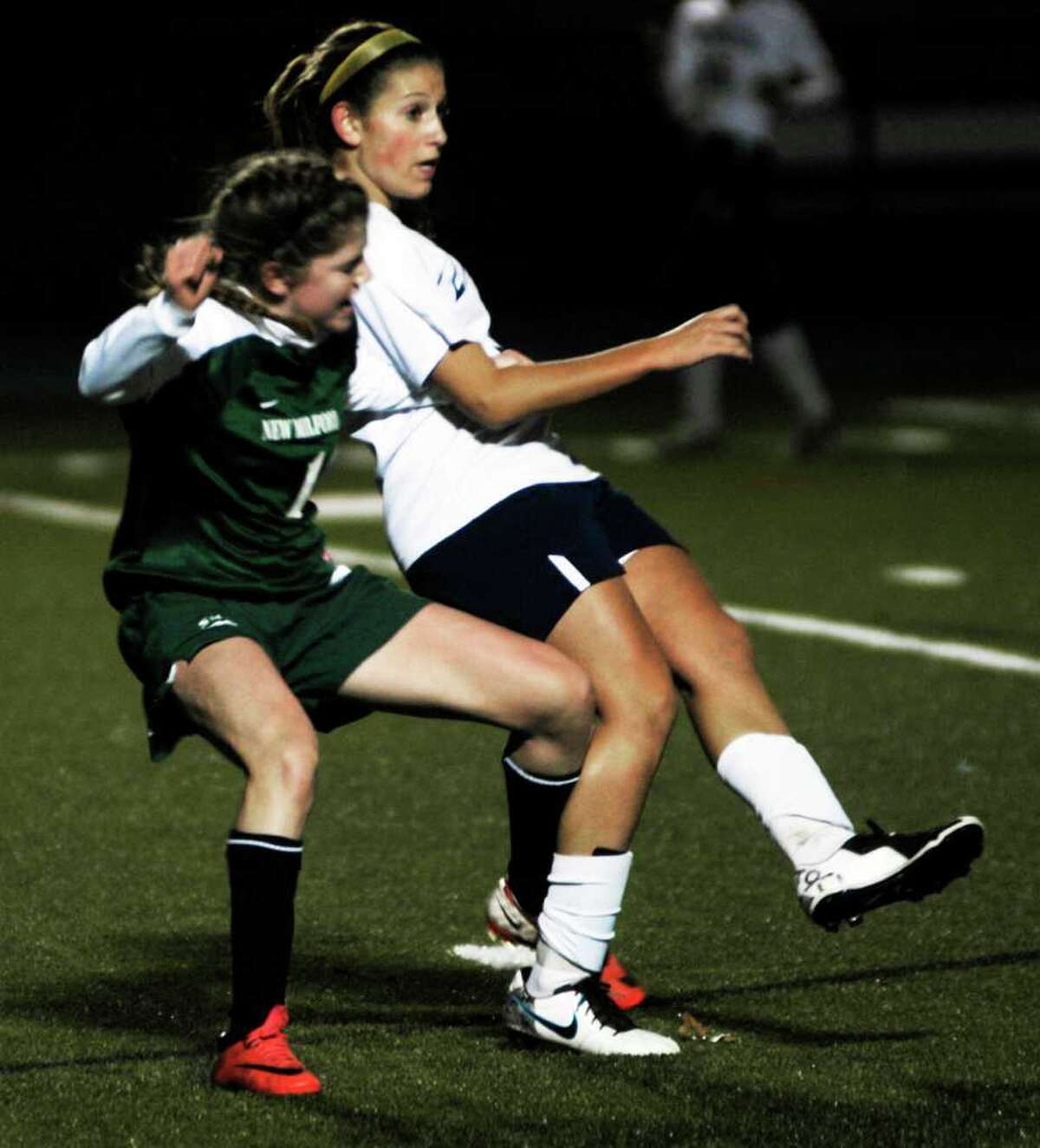 Green Wave girls capture SWC soccer laurels
